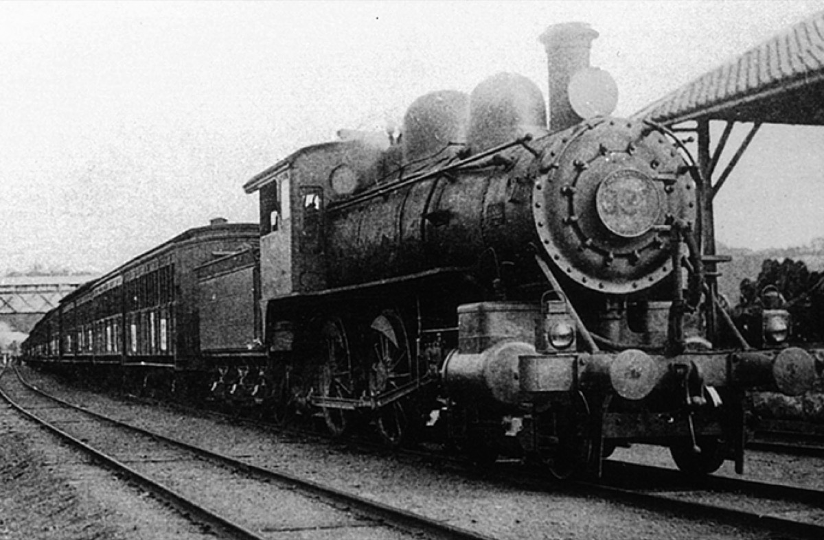 写真展「鎌倉こまち今昔」明治時代の鎌倉駅や蒸気機関車など【カトレアギャラリー】 – レアリア